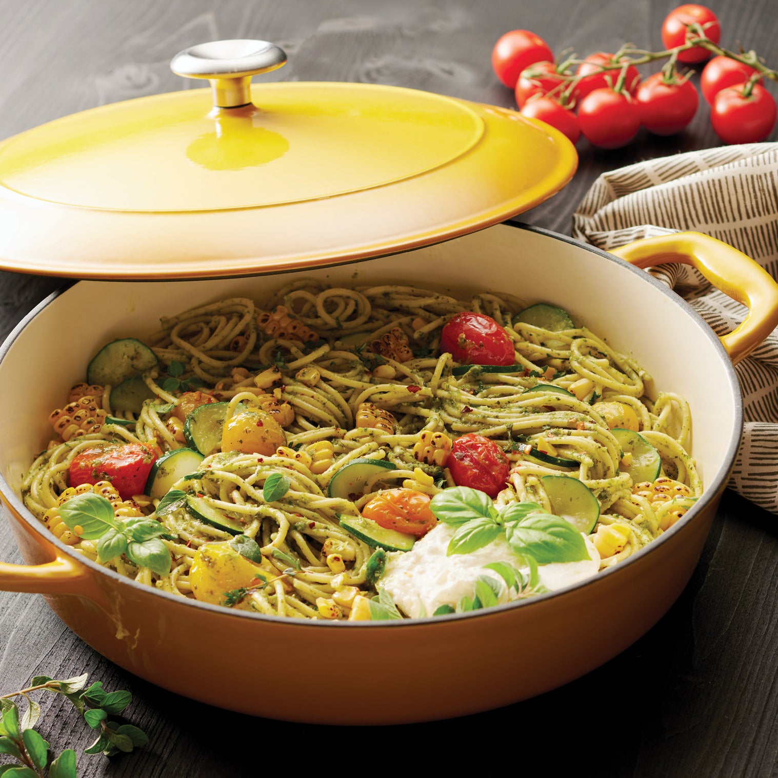 Bestow 4 Quart Enameled Cast-Iron Covered Braiser – Tramontina USA