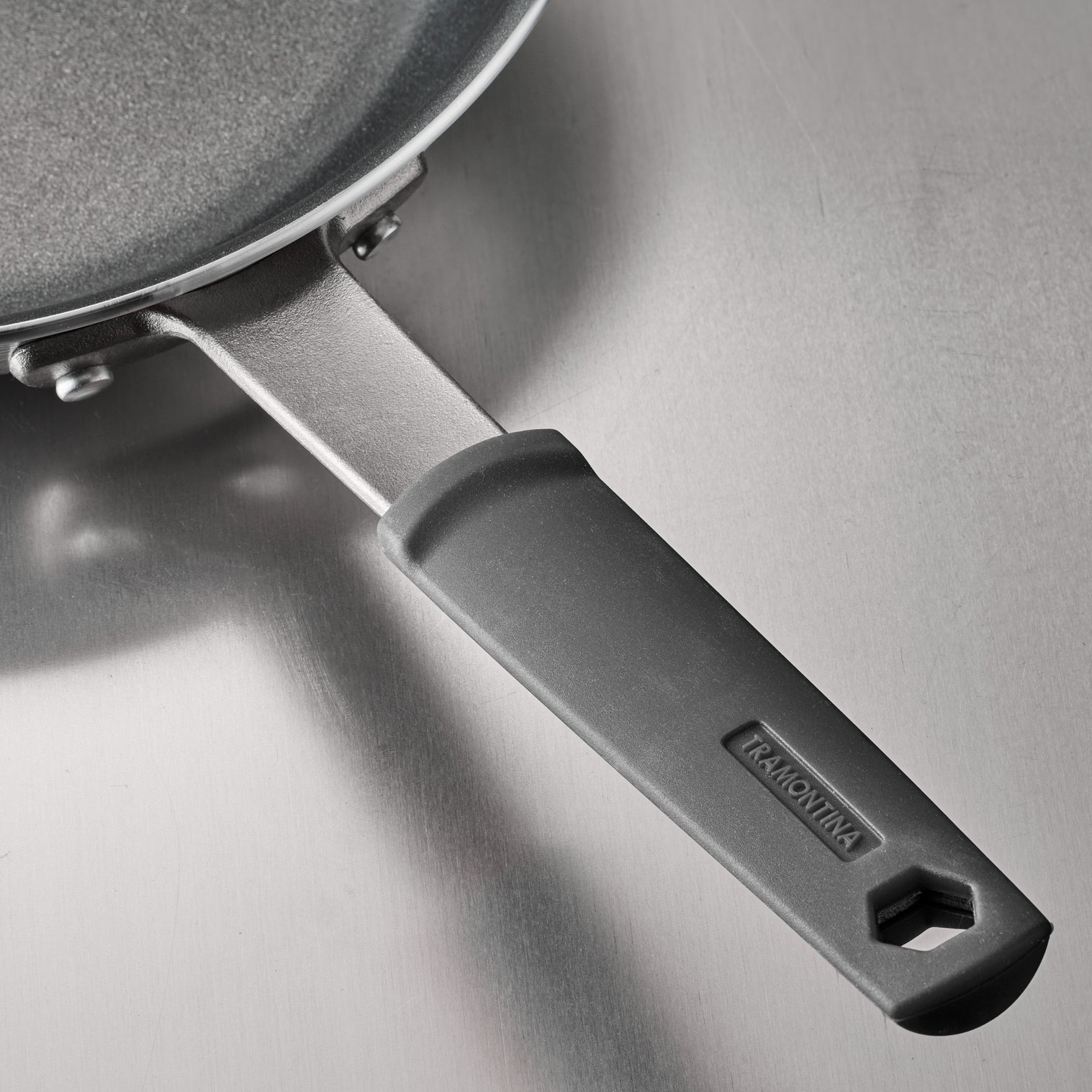 Fusion Aluminum Nonstick Fry Pan – Tramontina USA